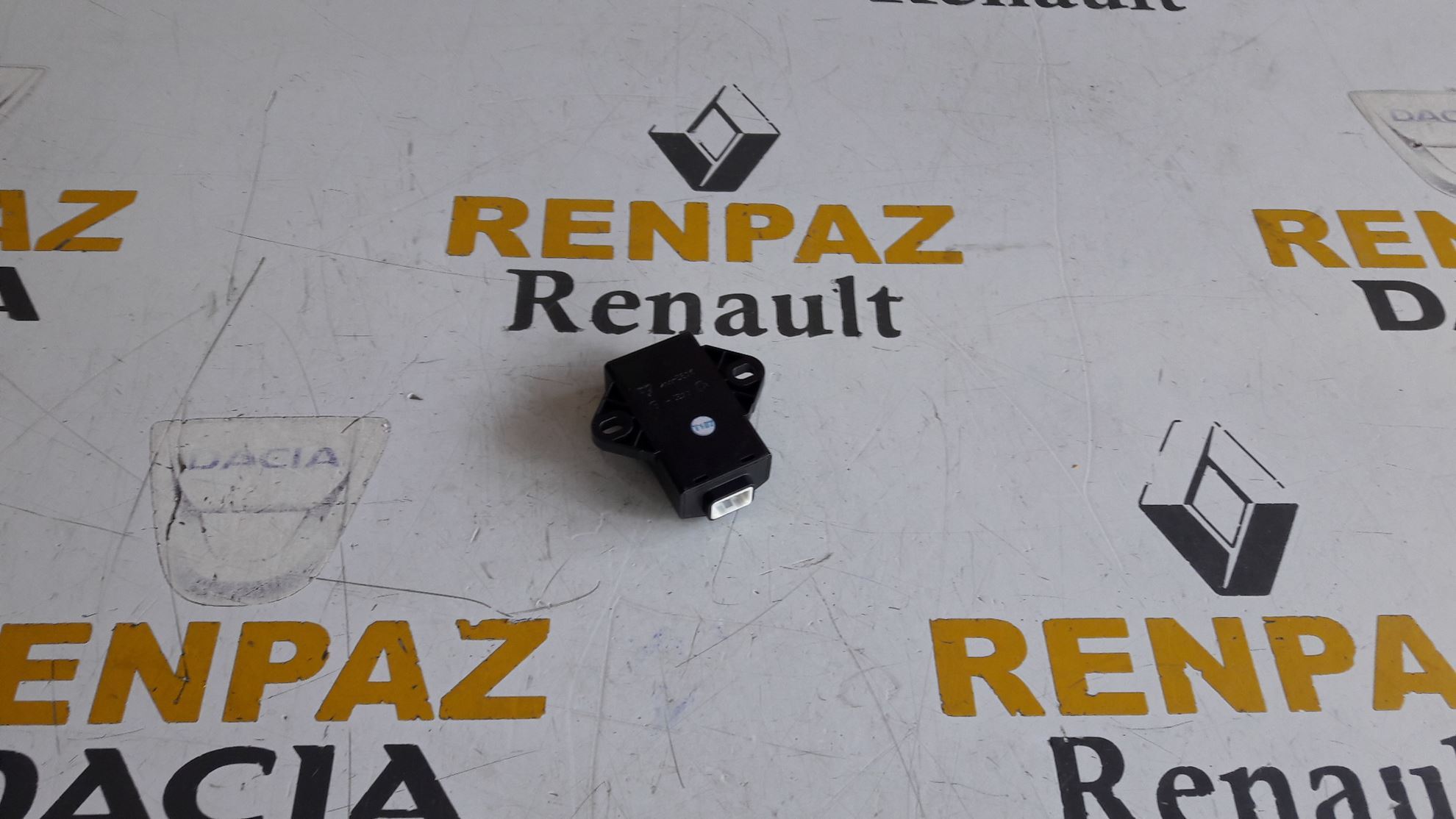 Renpaz Renault Yedek Parca. RENAULT CLİO 3/KANGO 3 RÖLE 8200139329